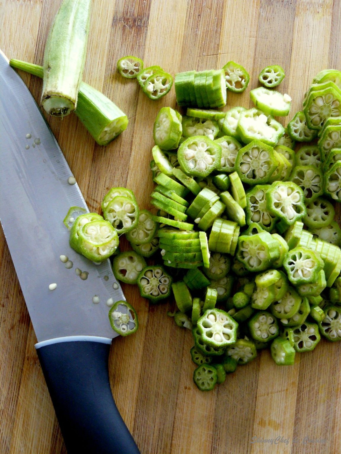 Roasted Okra Raita - The Spice Adventuress