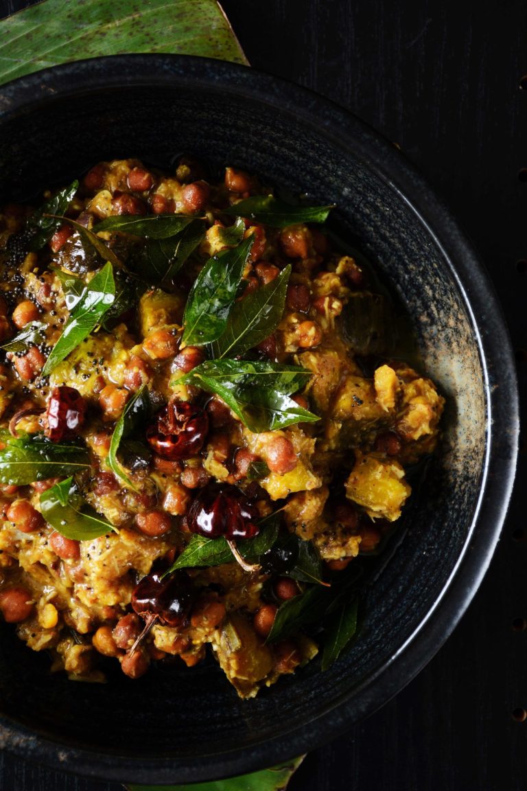 Kootu Curry (Kerala style Chickpeas, Plantain and Yam Curry) - The ...